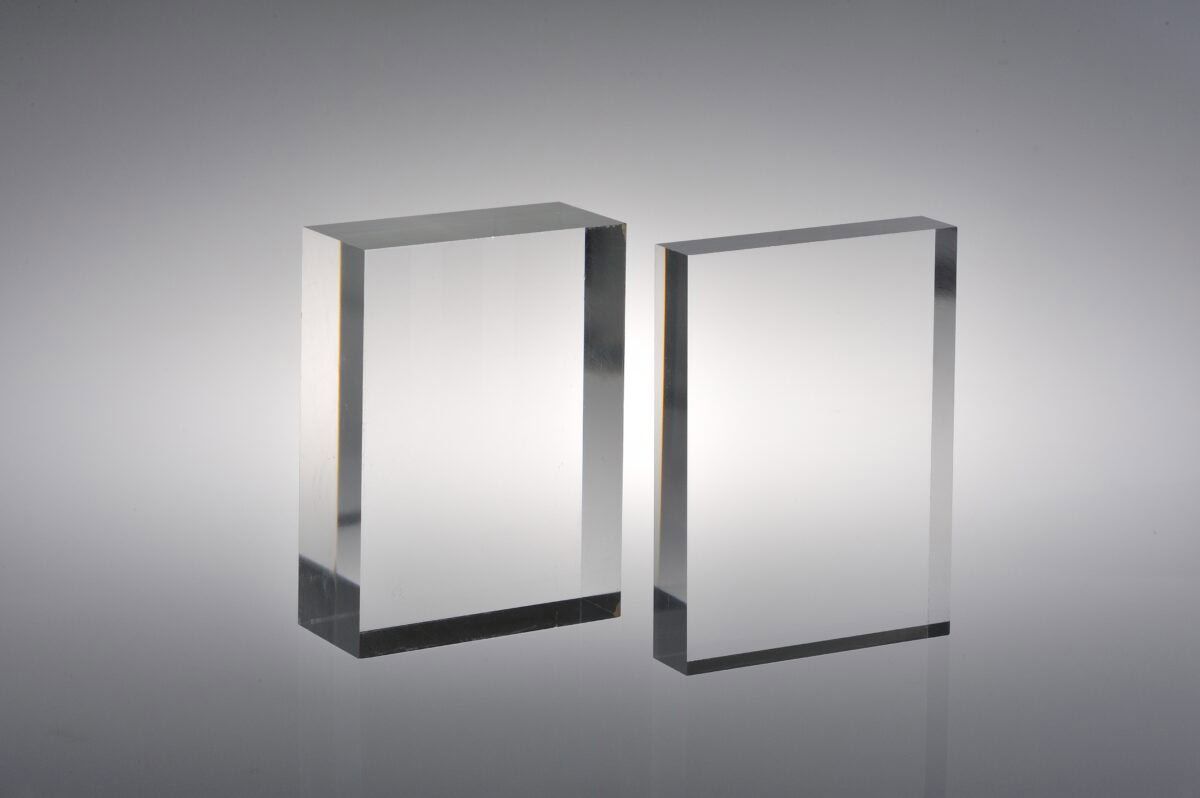 Acrylic vs Perspex: Make the Right Choice for Projects