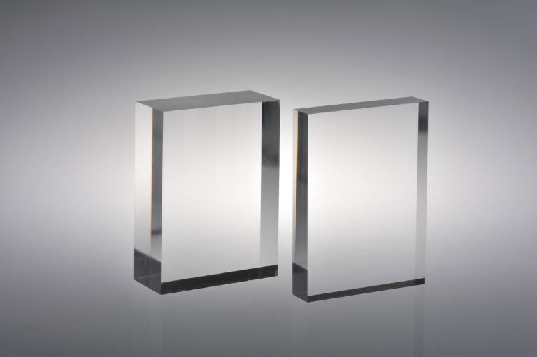 Acrylic vs Perspex: Make the Right Choice for Projects