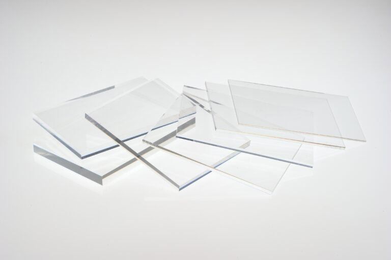 Acrylic vs Perspex: Make the Right Choice for Projects